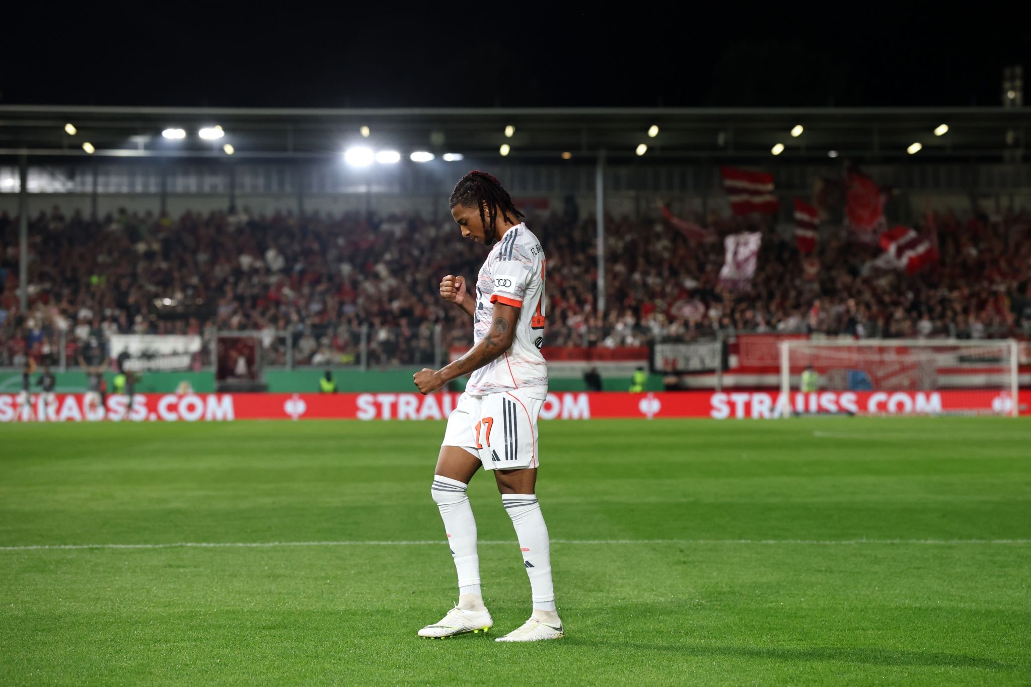 Liverpool dealt Michael Olise transfer blow after Bayern truth emerges